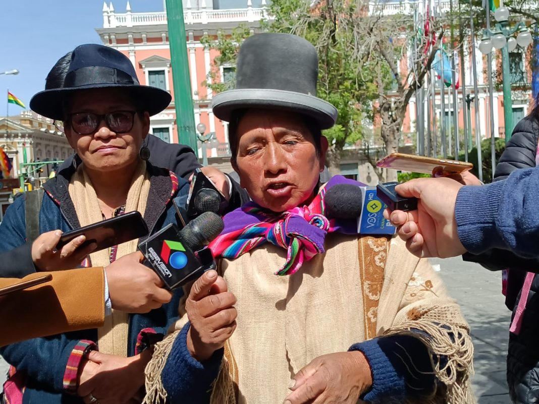 Disputas por la dirigencia sindical en Bolivia: Apoyo a Lucio Quispe de ...