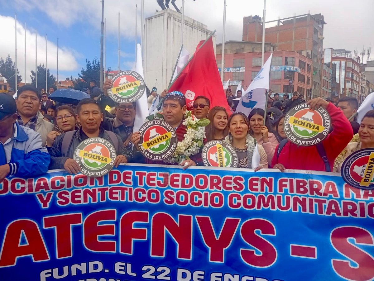 Organizaciones vivas de El Alto proclaman a Eynar Viscarra como ...