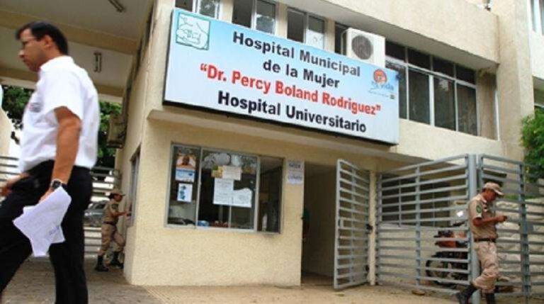Dan de alta a la niña embarazada y la llevan a un centro especializado ...
