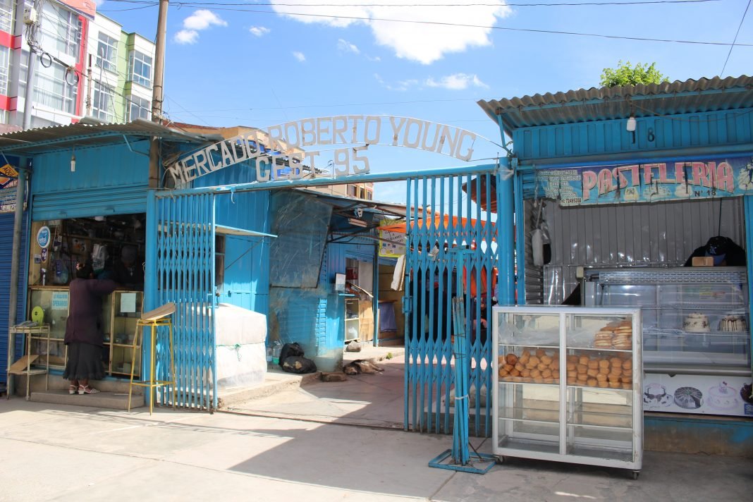 Mercado Young, 44 años al servicio de la población - La Patria 3.0 ...