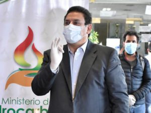 Botello se convierte en el tercer presidente de YPFB durante el ...