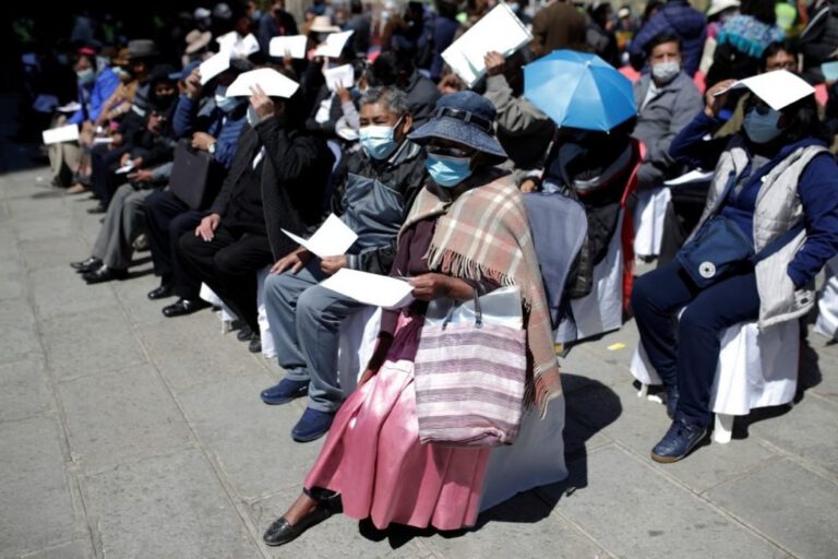 Bolivia reporta 1.537 altas epidemiológicas y 922 nuevos casos por ...